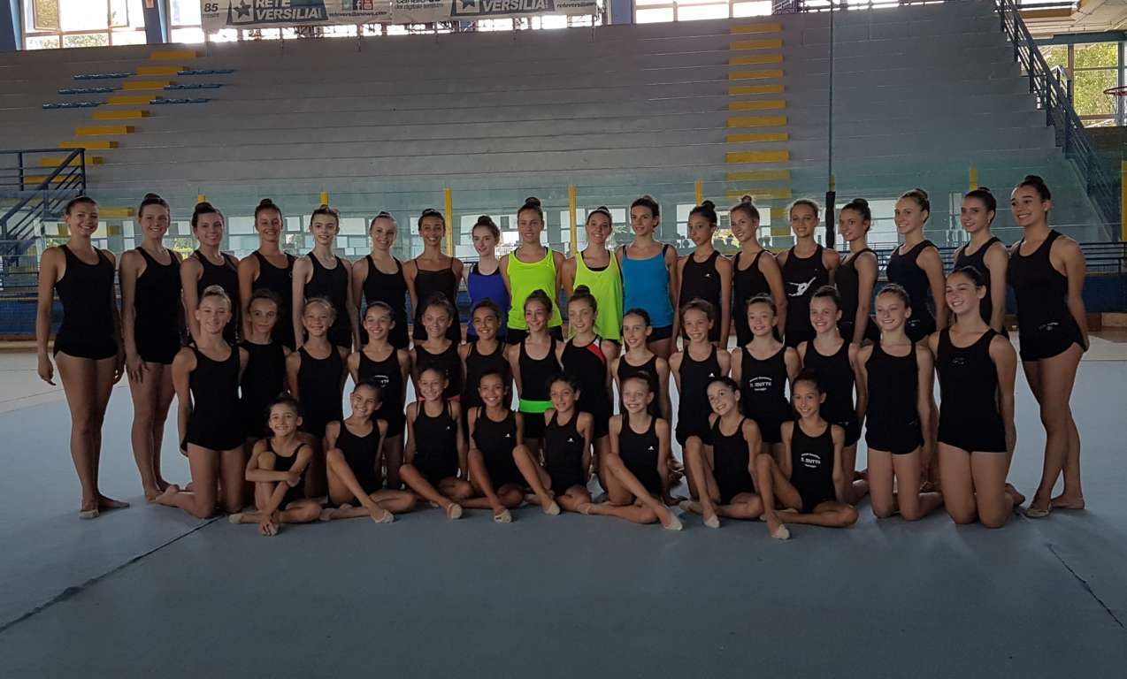 Ginnastica ritmica: allenamento a Viareggio per l'ASD Evolution Alba - Targatocn.it