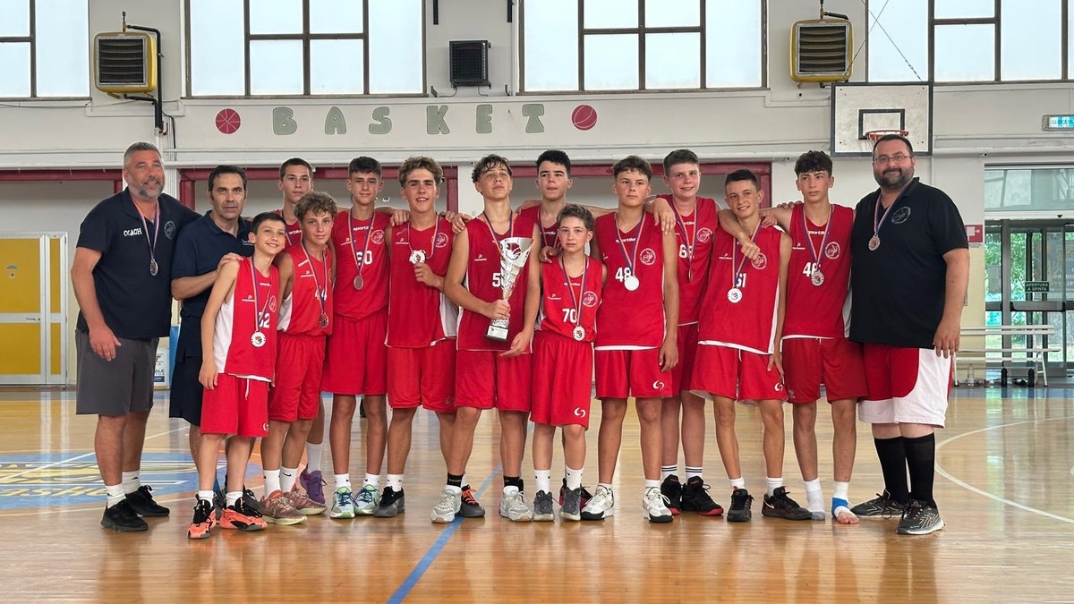 Basket Csi: Farigliano d' argento ai Nazionali di Cesenatico - Targatocn.it