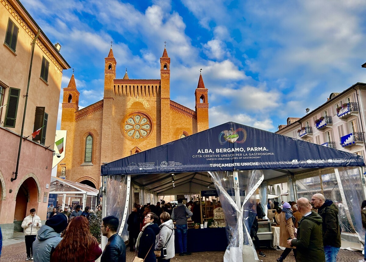 “Tipicamente Uniche”: Alba, Bergamo e Parma insieme alla Fiera del ...