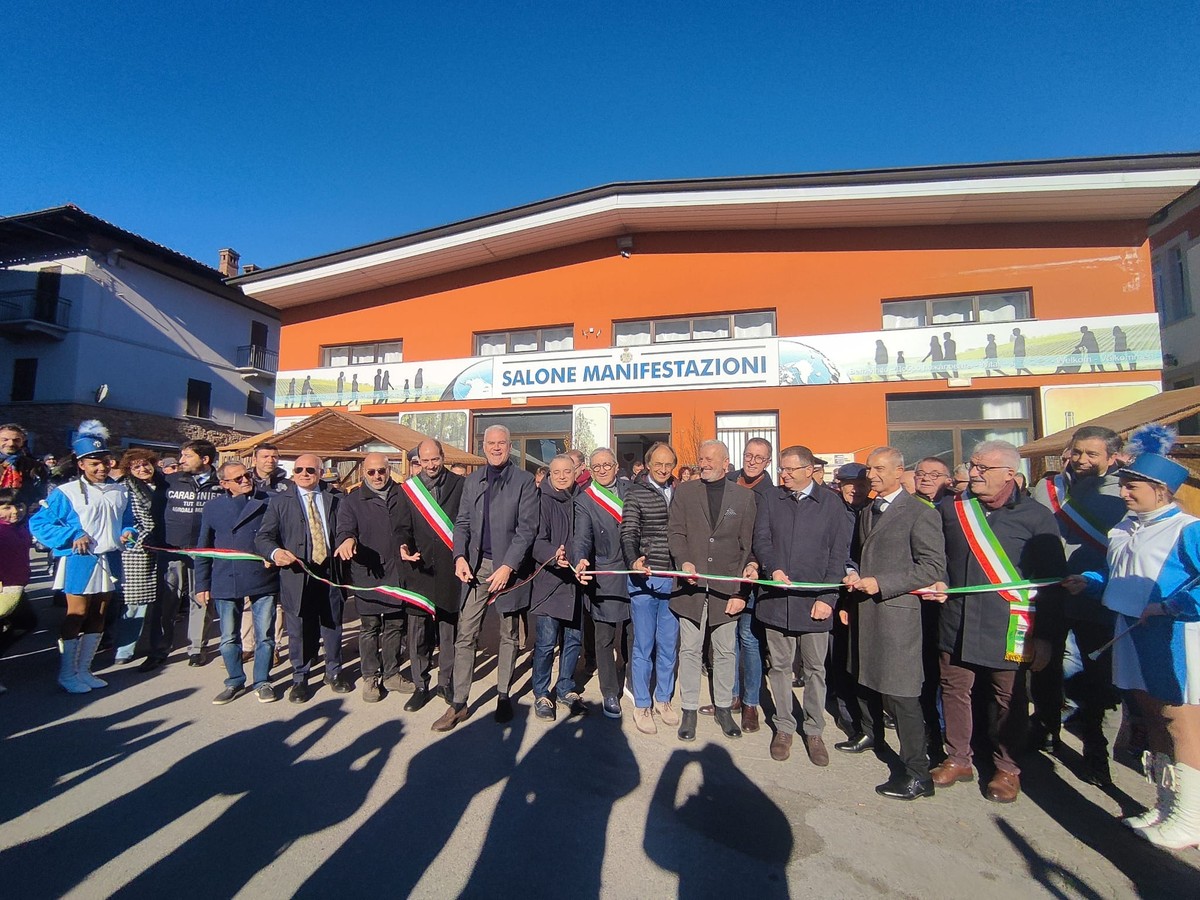 A Vezza d’Alba inaugurata la 43a Fiera Nazionale del Tartufo Bianco e ...