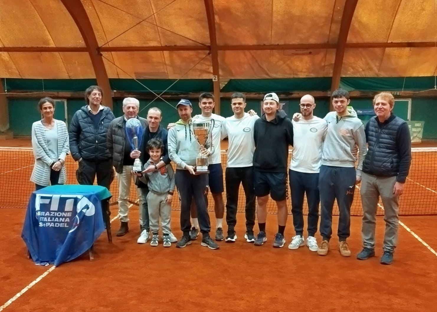 Tennis: successo al Trofeo Caroleo, LiSport di Alba campione regionale ...