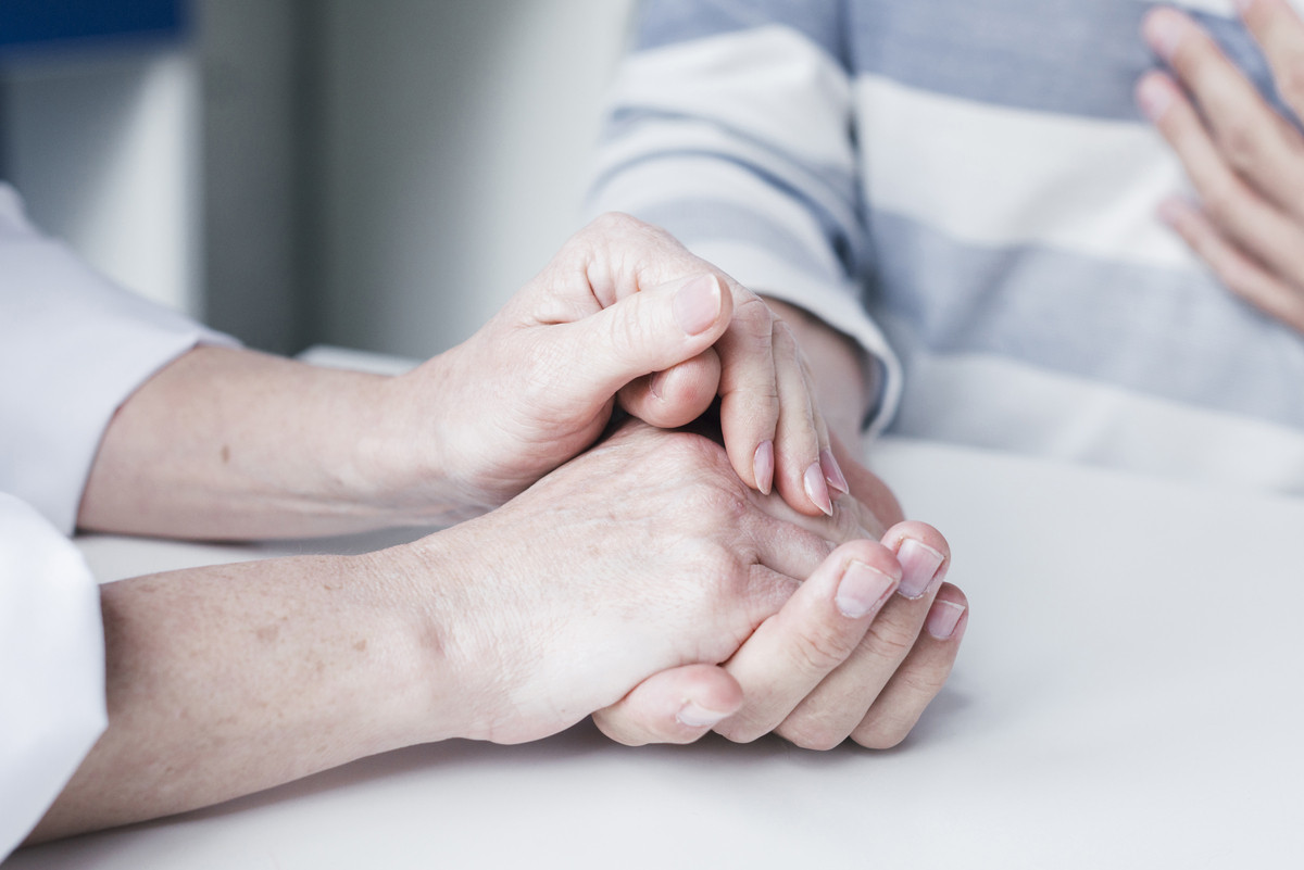 La LILT di Cuneo ringrazia per 6mila euro donati nel ricordo di Sandra ...