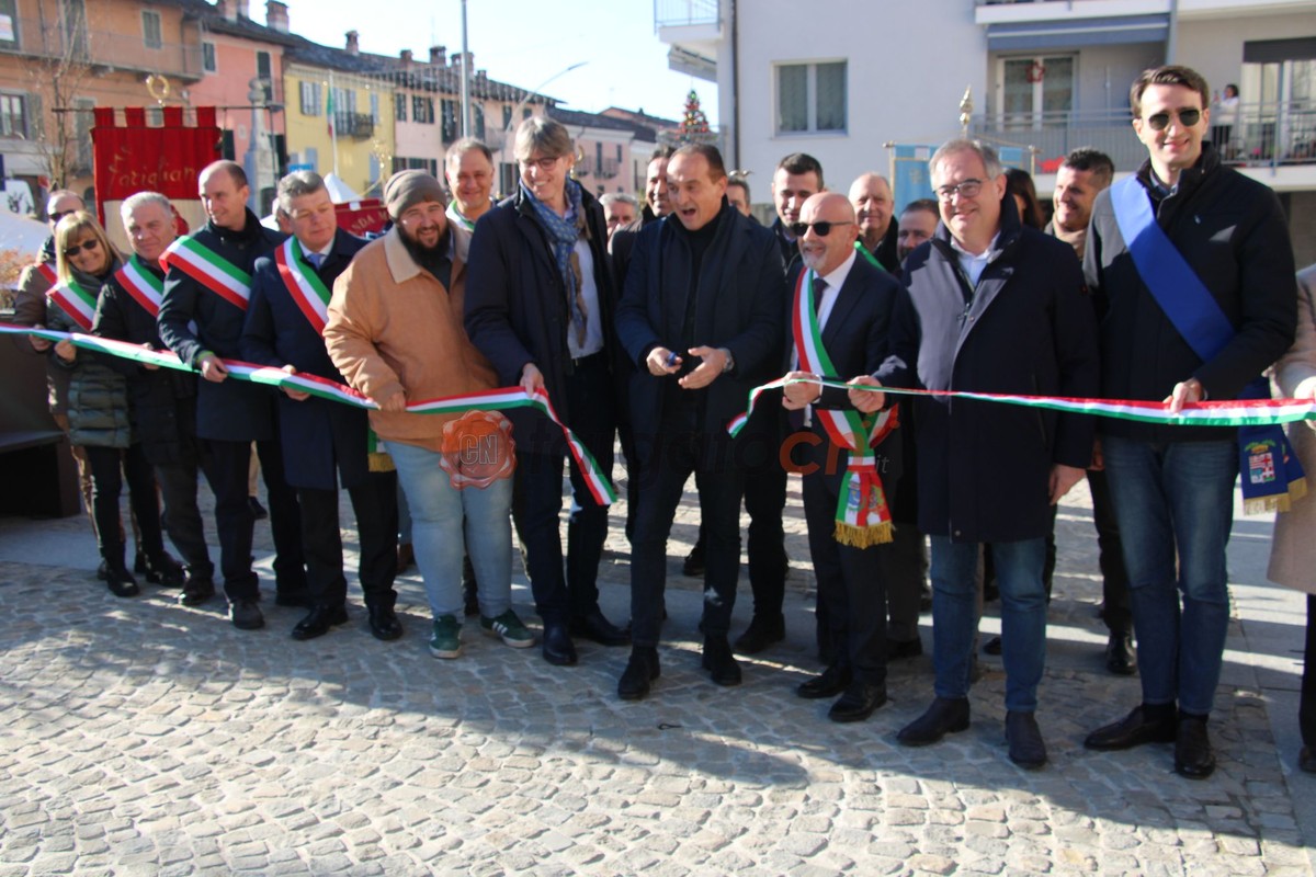 Farigliano, la Fiera dei Puciu e di San Nicolao è un successo di ...