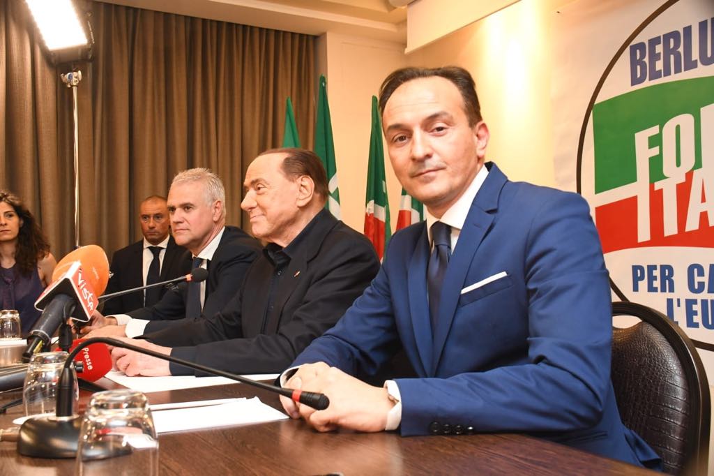 Che sta succedendo in Forza Italia, partito del governatore del ...