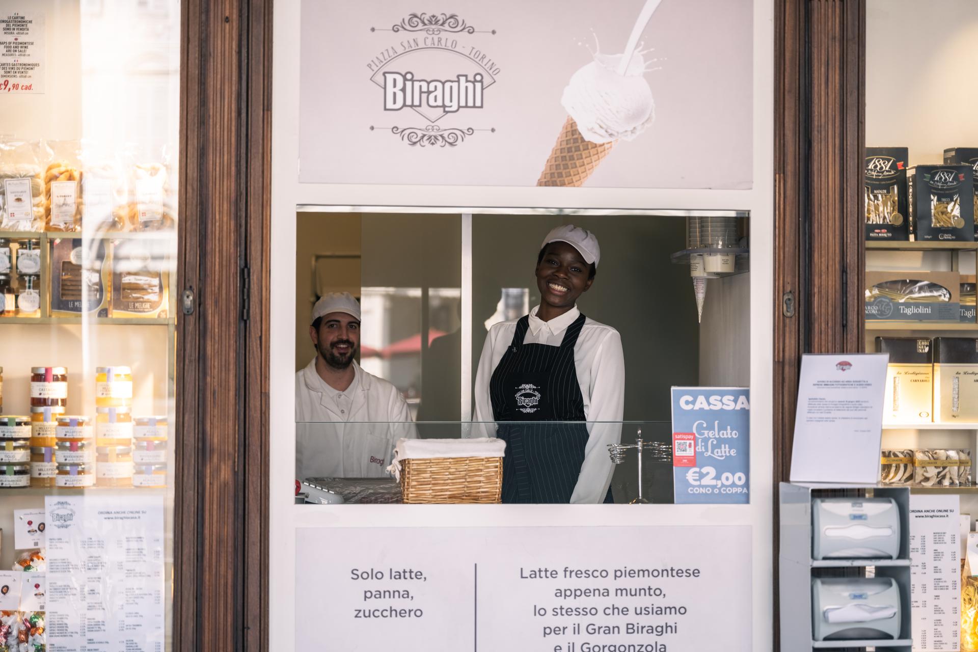 Biraghi anticipa la primavera: torna in piazza San Carlo il Gelato di ...