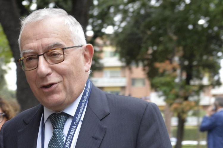 L'addio al presidente Fincantieri Claudio Graziano: comandò il 2 ...