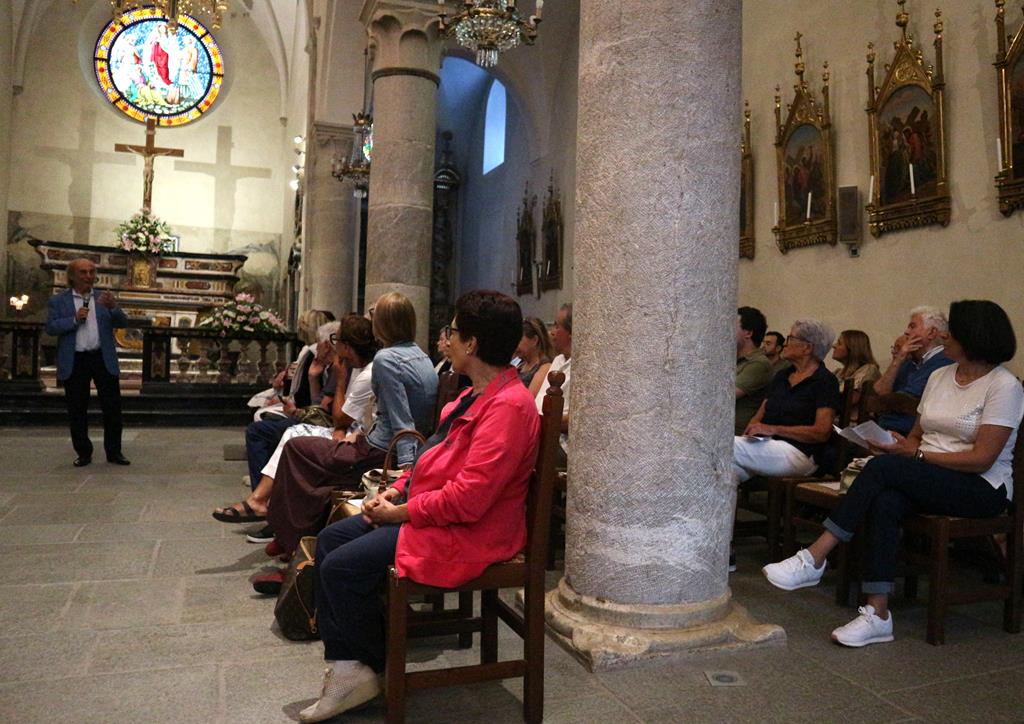 Limone, pienone di pubblico per il concerto di Ennio Cominetti ...