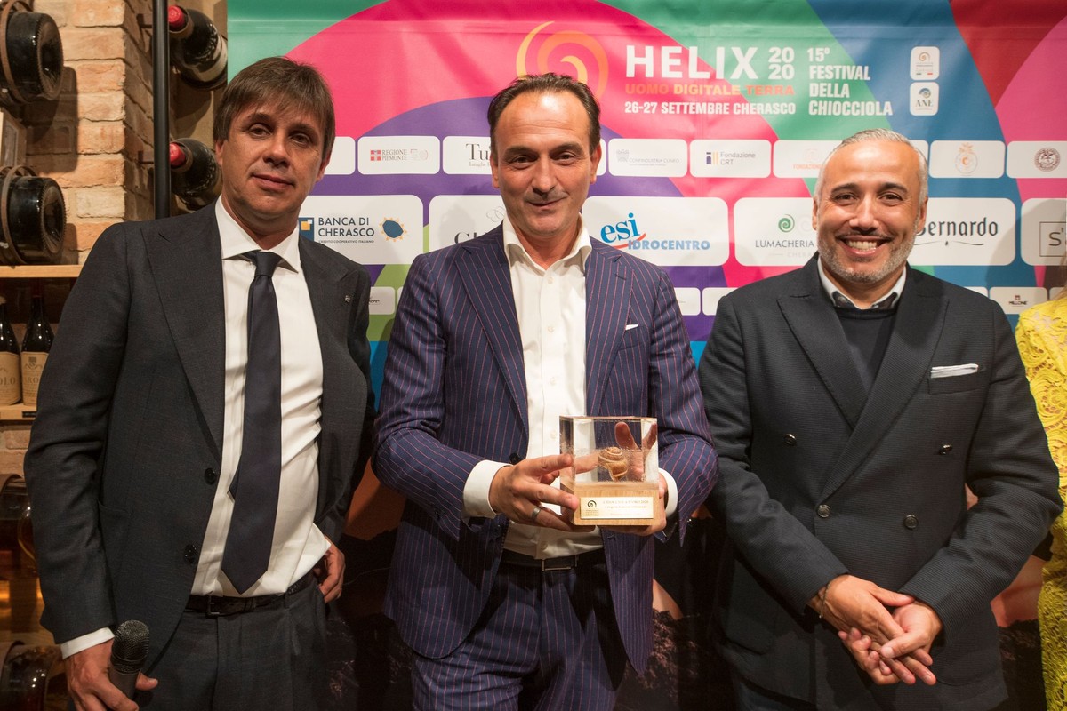 Appena conclusa HELIX2020 Uomo Digitale Terra: 3 Giorni da record tra ...