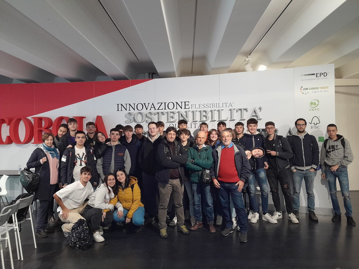 Gli alunni dell’Arimondi Eula in visita alla falegnameria Cobola a ...