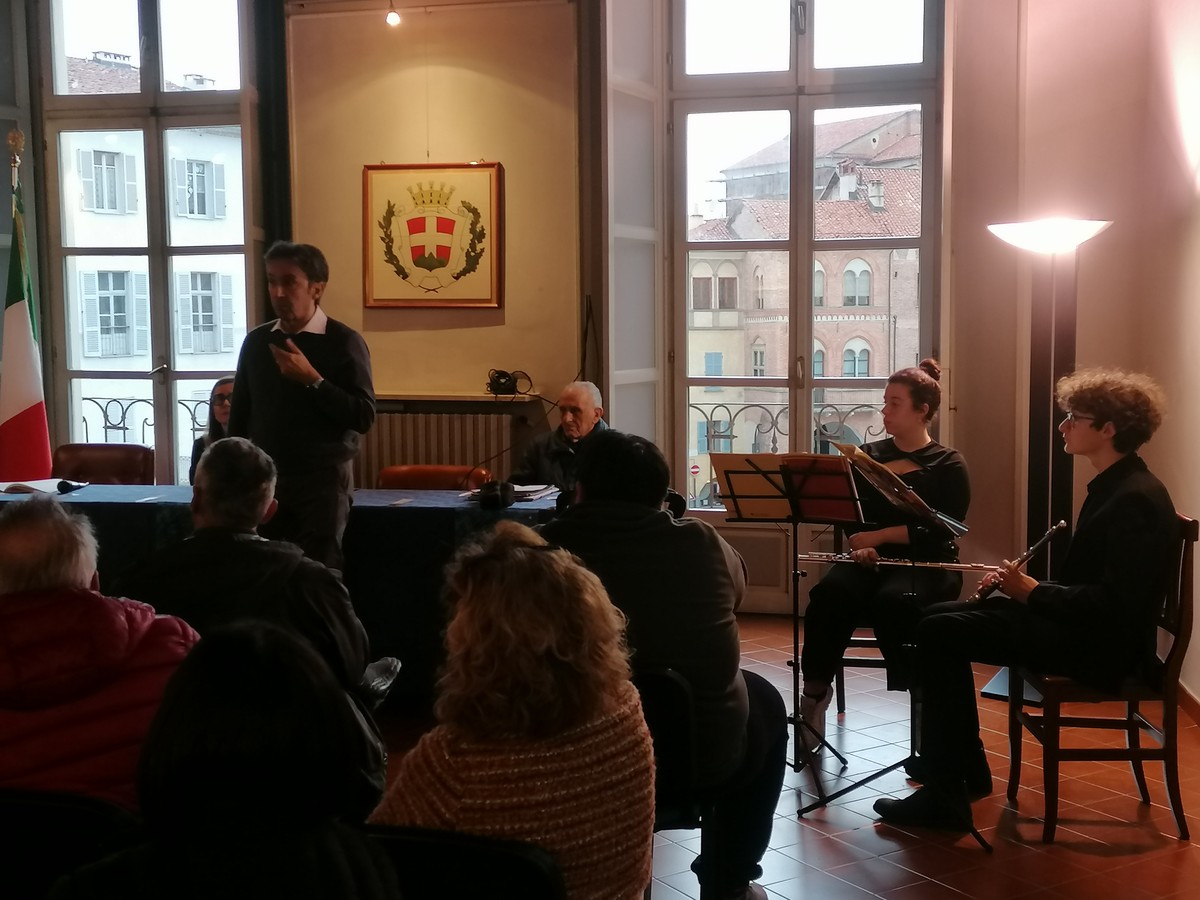 Mondovì, inaugurata la mostra antologica "Nervi tesi" dell'artista ...