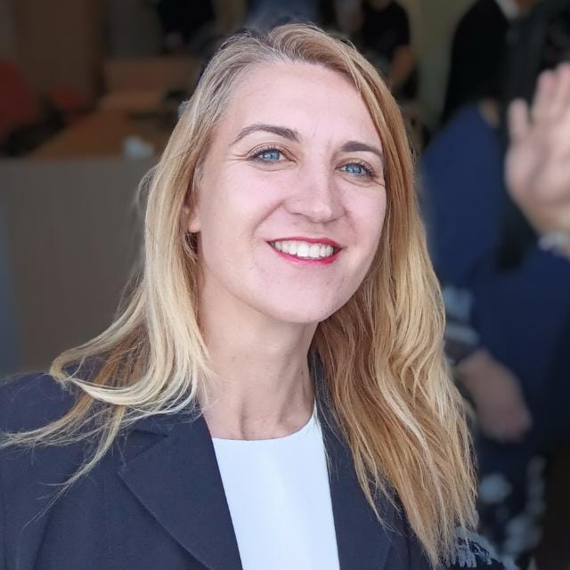 Katia Manassero (Lega) al seggio a Borgo San Dalmazzo - Targatocn.it