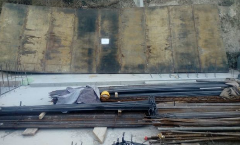 Colpito da una lastra in ferro in un cantiere di Limone: prime condanne ...