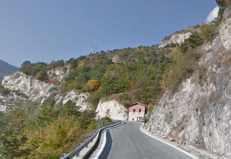 La Provincia asfalta due tratti della provinciale 422 della valle Maira ...