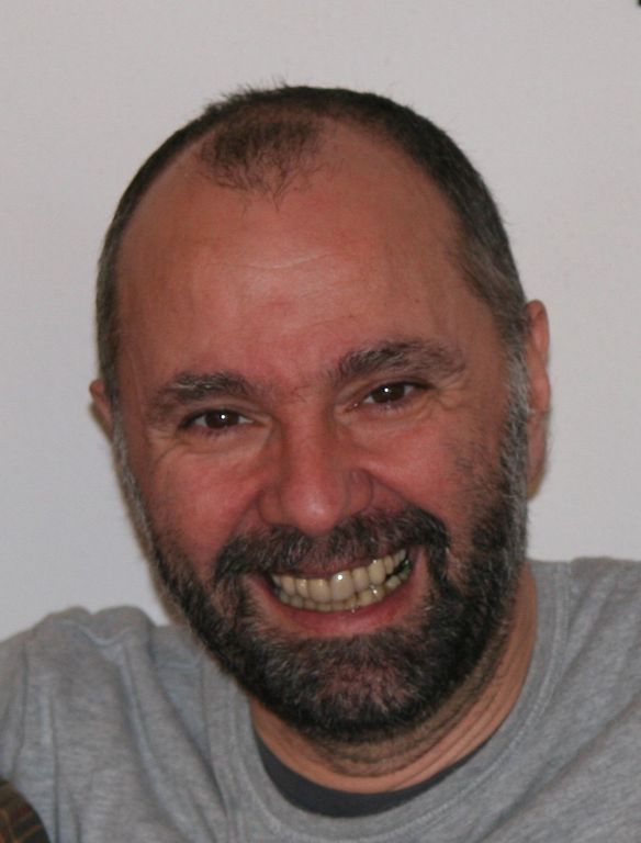 Max Mao e il suo "Cavalier Servente": "Racconto il fantastico come fuga ...