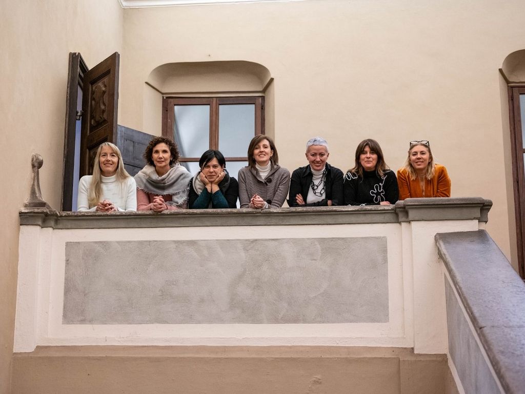 "Sovversive due", la rassegna parte con una risata: “Troppe donne” è ...